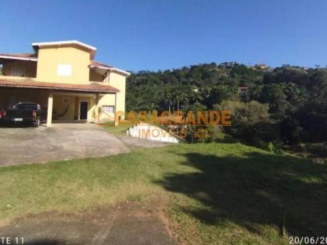 Chacara Sobrado a venda com 7 quartos em condomínio Village Alpino