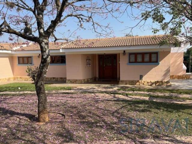 Chácara Térrea à Venda no Condomínio Recanto das Flores em Indaiatuba SP