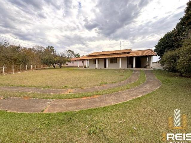 CHÁCARA TÉRREA COM 8.936MTS² DE TERRENO EM SOCORRO/SP