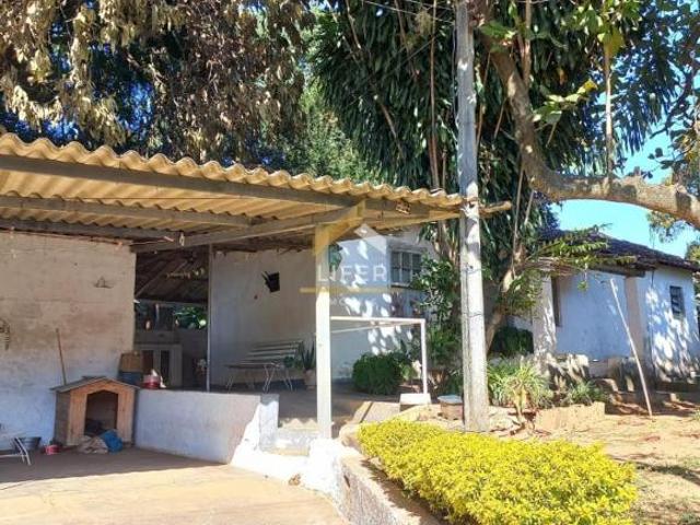 CHÁCARA 1400 MTS A VENDA EM VALINHOS /SP
