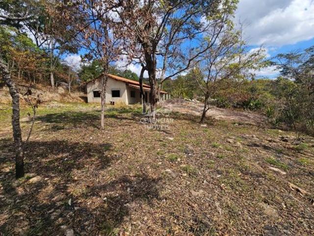 Chácara 11.000m² com acesso asfaltado apenas 3min da Cachoeira em Itatiaiuçu MG