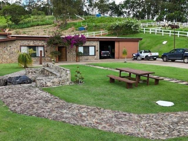 CHÁCARA 12.000 m² EM CONDOMÍNIO NA REPRESA