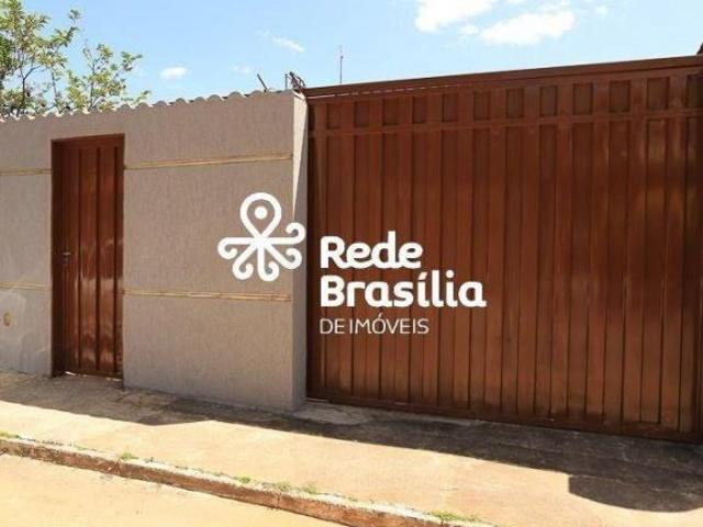 Chácara 130 Residencial Recanto Das Águias | Casa com 4 Quarto sendo 1 Suíte e 6 Vagas de Garagem