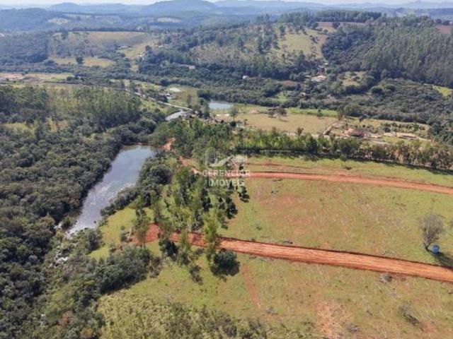 Chácara 1.000 m² com Asfalto na Porta e Lagoa Exclusiva para os Moradores!