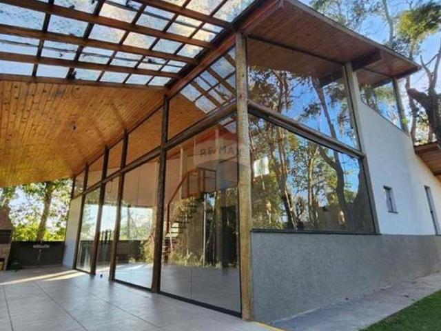 CHÁCARA 1.200M² COM PISCINA E ACESSO A RAMPA PARA REPRESA