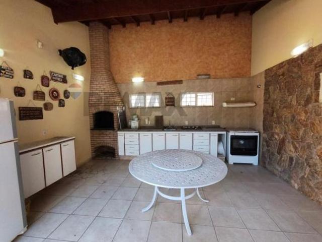Chacara 1.257,728 m²: 3 Quartos, 1 Suite com Hidro,1 Banheiro com Hidro, Sauna e Lote 857,461 m² –