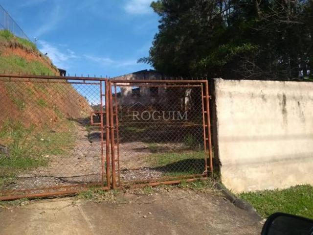 Chácara 1.857m Rio ao fundo Rancho 25 min de SJC Santa Branca 21m de frente