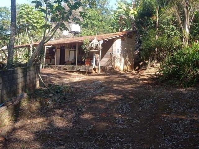 Chácara 2500m² em Sta Branca SP com Documentação OK