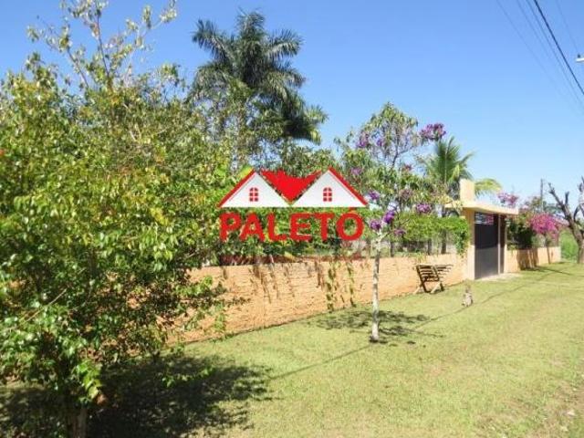 Chácara 2000 m² com 4 dormitórios, piscina a venda na cidade de Porangaba interior de SP