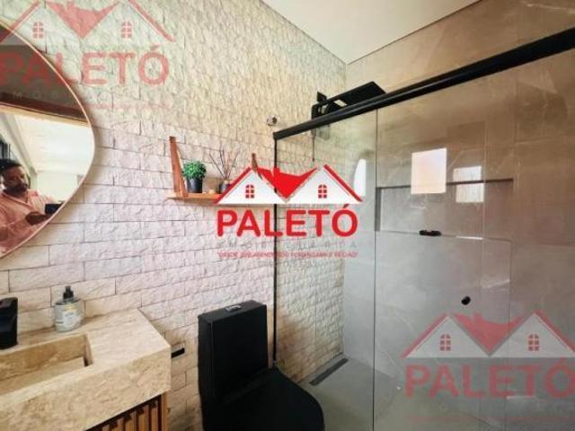 Chácara 2000 m² com 4 suítes a venda na cidade de Porangaba interior de SP