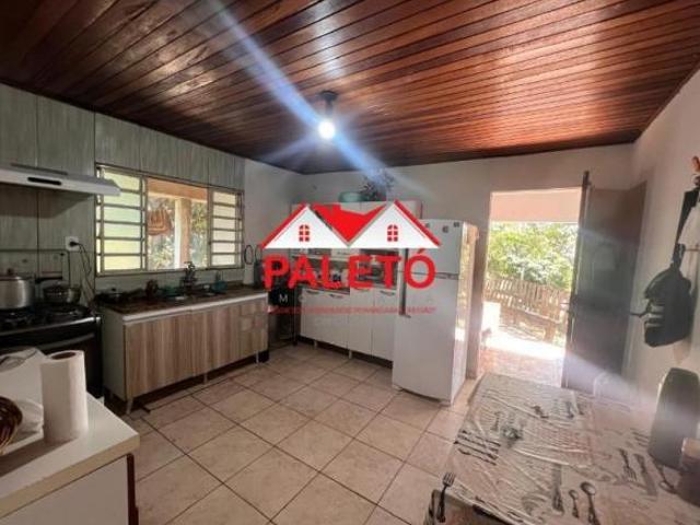 Chácara 2000 m² com pomar a venda na cidade de Porangaba interior de SP