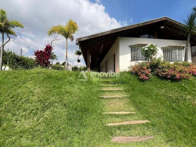 Chácara 200m² de Construção | 02 Dormitórios, Piscina e Vista para Represa – Balneário Riviera – Ame