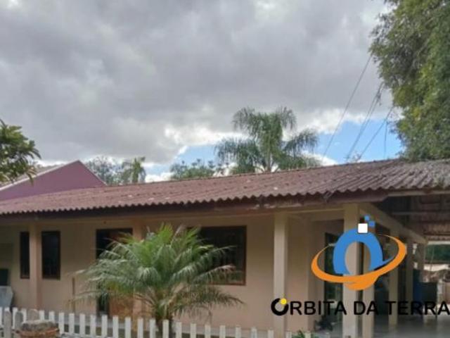Chácara 3.500m² à venda em Quitandinha PR: 2 quartos, 3 salas, 1 banheiro, garagem, 140m² de área co