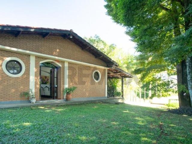 Chácara 3 dormitórios à venda, 430m² AC R$1.259.900,00 Jd. Estância Brasil Atibaia/SP
