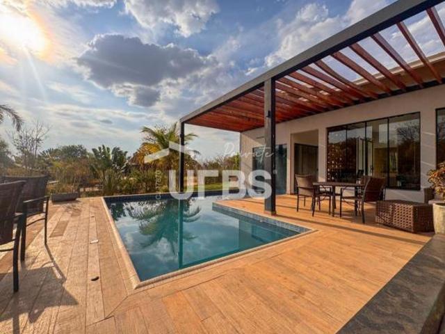 CHACARA 450MT 4 SUITES REGIÃO BELA VISTA GOIAS
