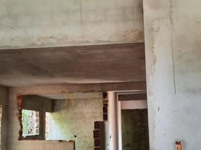 CHÁCARA 479m² c/ Casa 125m² Semi Acabada p/ Venda localizada em Caieiras/SP