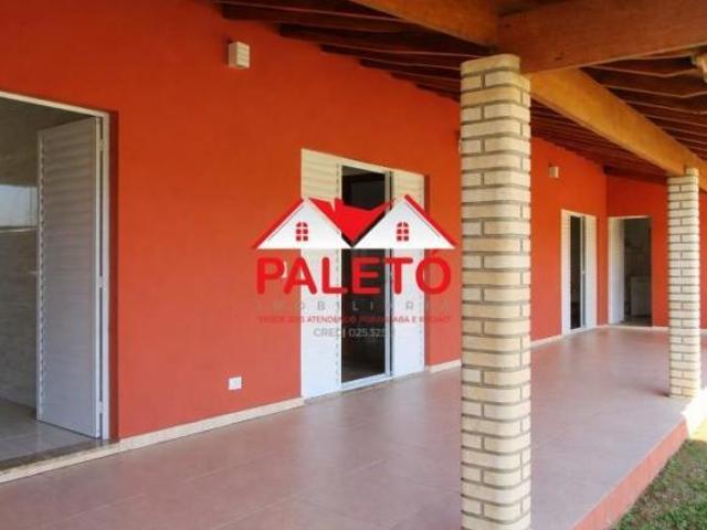 Chácara 4135 m² com pomar a venda na cidade de Porangaba interior de SP