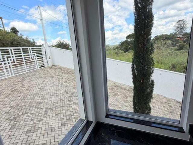 Chácara 4 Quartos, 1900 m² à venda em Igaratá