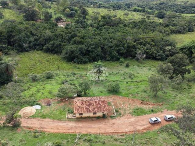 Chácara 5.000m² a venda em Itatiaiuçu MG com 3 Quartos e Rico em Água!