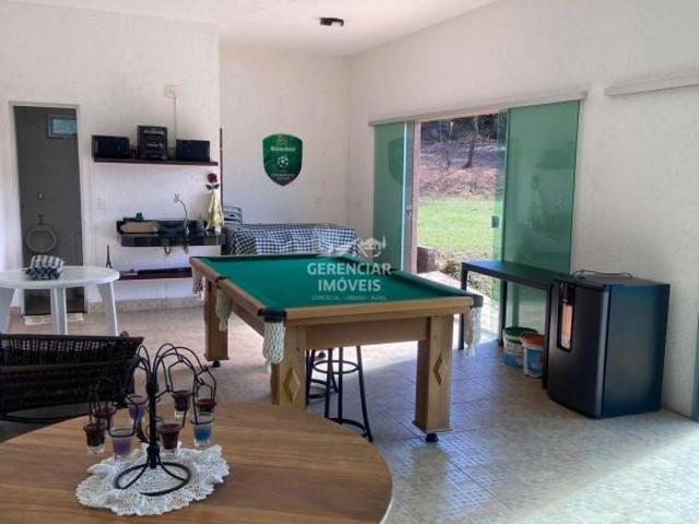 Chácara 5.000m² com casa colonial, piscina, sala de jogos, pomar frutífero, chácara toda gramada e