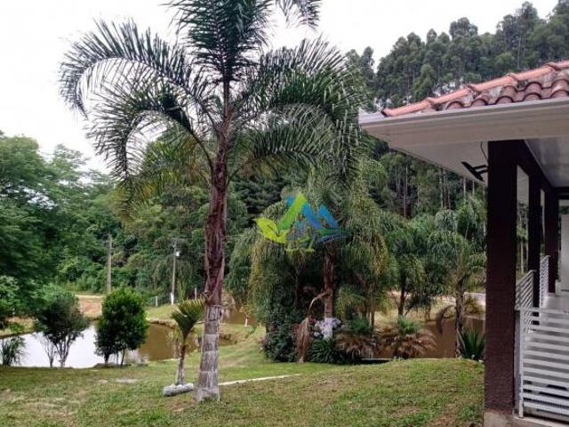 Chácara para venda em Quitandinha