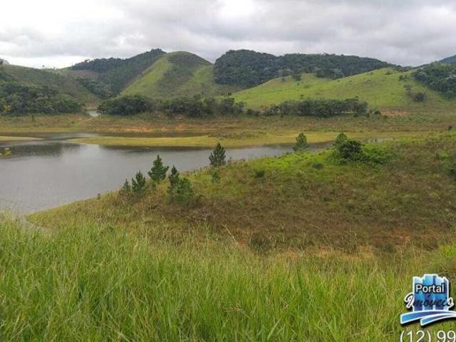 CHACARAS A VENDA NA BEIRA DA REPRESA NO BAIRRO ALTO EM NATIVIDADE DA SERRA