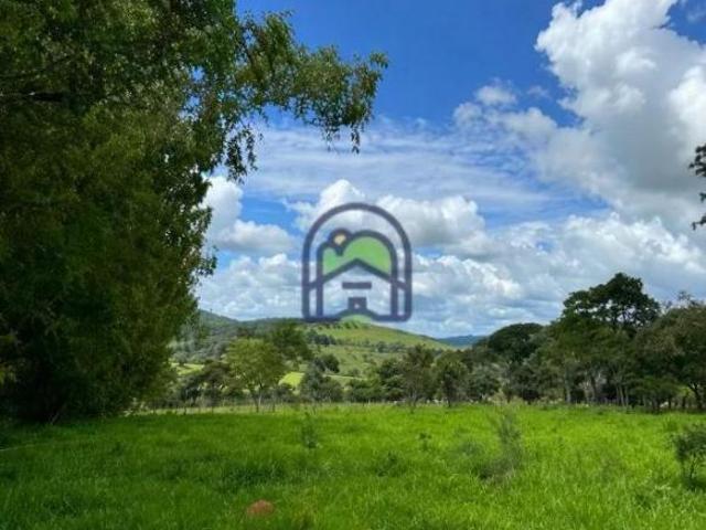 Chácaras de 1.024 m² em Mateus Leme/MG