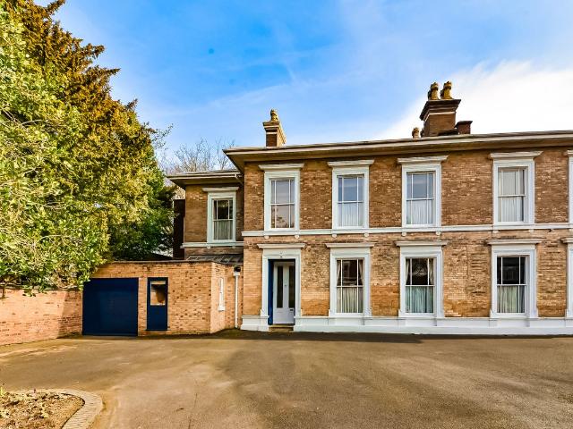 Chad Road, Edgbaston B15, 5 bed semi detached house to rent, £4,250 pcm | PrimeLocation