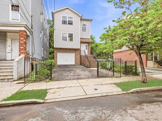 Chadwick Ave, Newark, Home For Sale