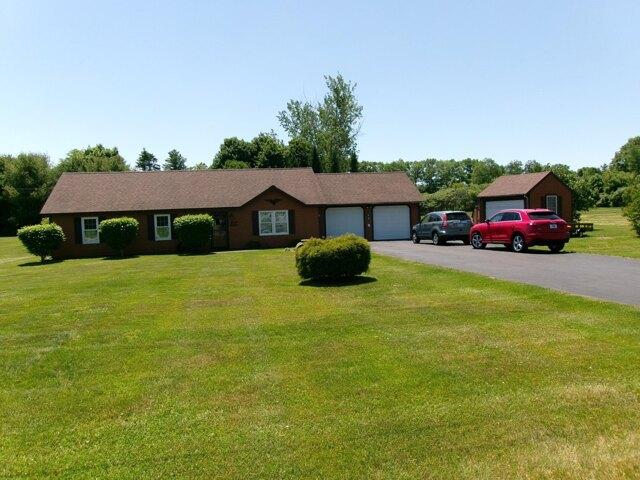 Chadwick Hill Dr, China, Home For Sale