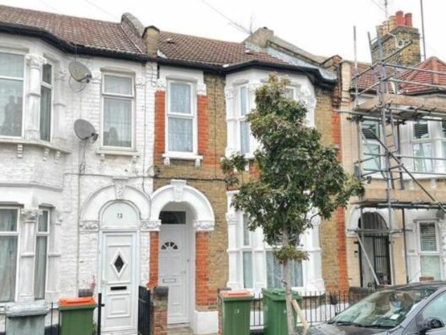 Chadwin Road, Canning Town, 3 Bedroom Terraced