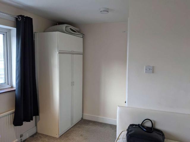 Chaffinch Close Room 5