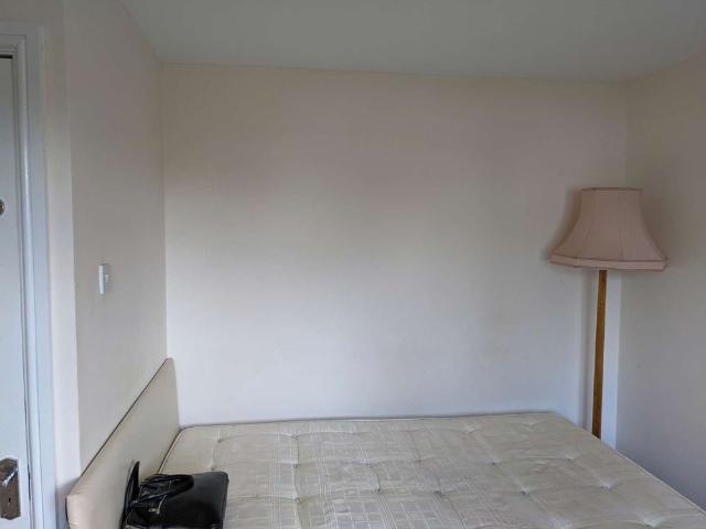 Chaffinch Close Room 1