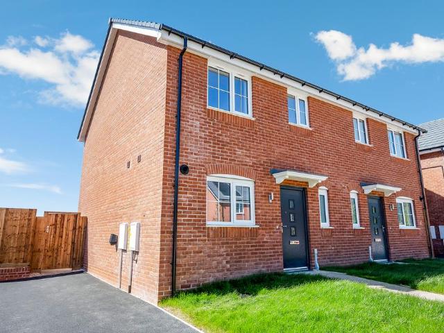 Chaffinch at Harlow Vale, Redruth. 3 bed semi detached house to rent £1,200 pcm £277 pw