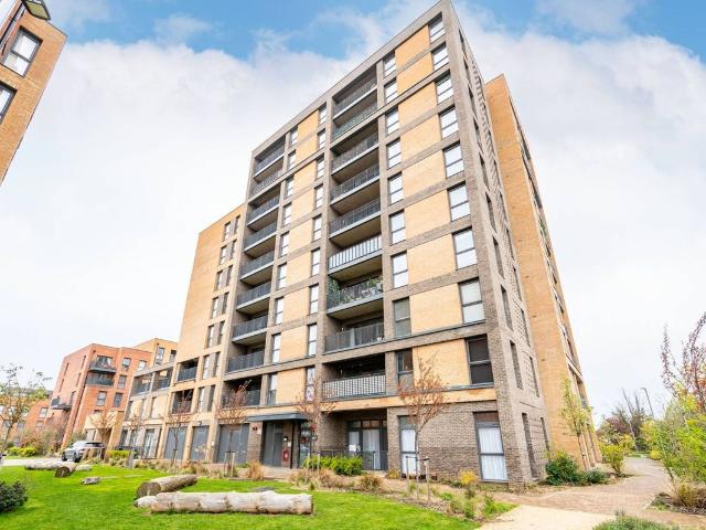 Chailey Place, Hayes And Harlington, Hayes UB3, 2 bed flat to rent, £2,100 pcm | PrimeLocation