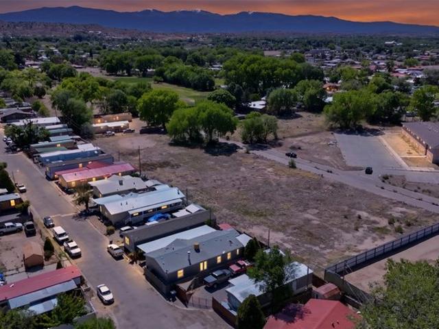 Chaimsal St, Espanola, NM 87532