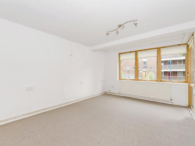 Chalbury Walk, Islington, London 1 bed flat to rent £2,500 pcm £577 pw