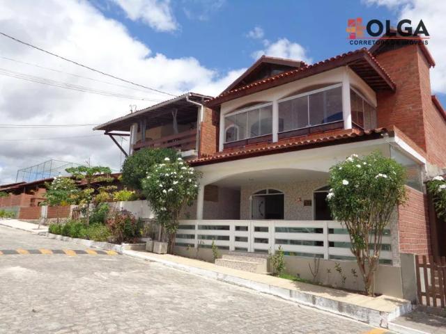Chalé / 04 quartos / Varanda / Próximo a cidade / à venda, 180 m² /Gravatá/PE