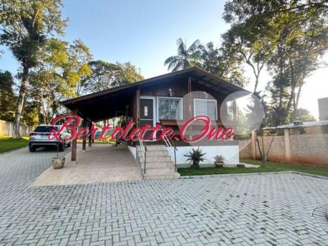 Chalé venda 2 dormitórios 1 suíte 2 banheiros sala mini cozinha varanda 15 vagas Serra da Mantiqueir
