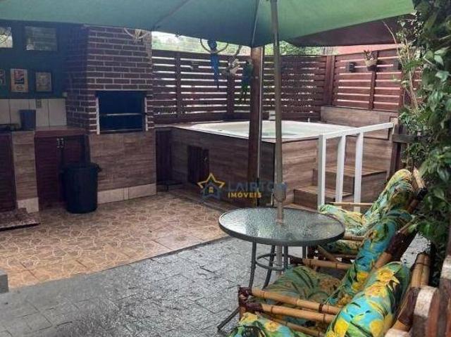 Chalé à venda em Atibaia com 2 quartos, jacuzzi aquecida e área gourmet
