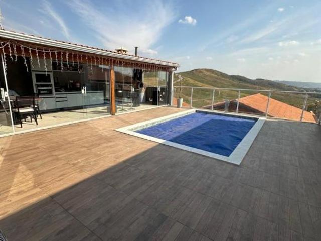Chalé com 2 Quartos e 3 banheiros à Venda, 213 m² por R$ 460.000 Cód. ch2446