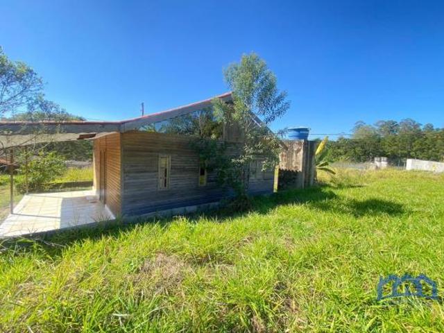 Chalé com 2 quartos e 1 banheiro à Venda, 250 m² por R$ 190.000 Cód. ch2327
