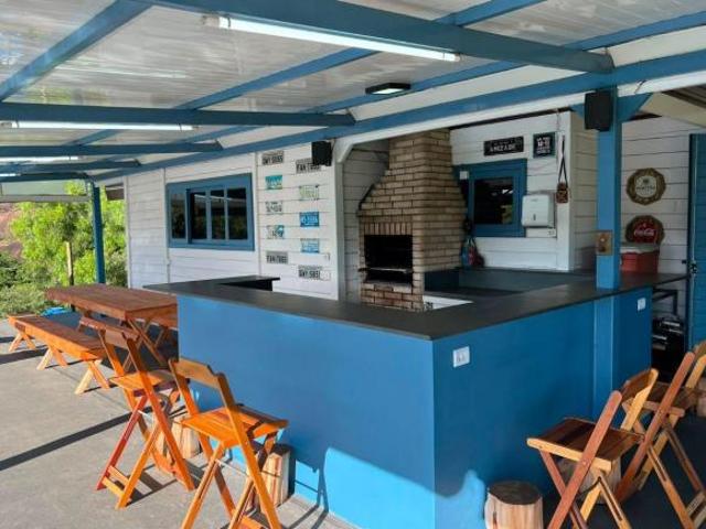 Chalé com Vista Livre, Pomar, Área Gourmet e Excelente Rendimento no Airbnb | Recanto das Cascatas –