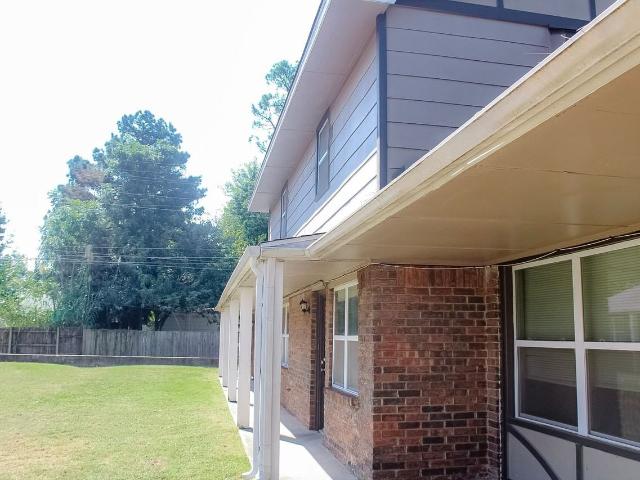Chalet Apartments 1 Bedroom Apartment for Rent at 1920 Cherry Stone St, Norman, OK 73072