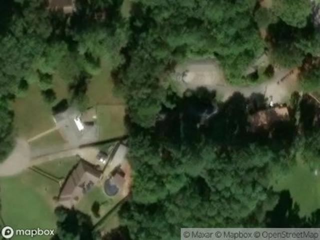 Chalet Dr