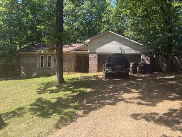 Chalet Dr