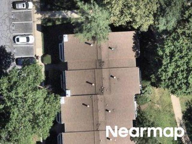 Chalet Dr Apt 106