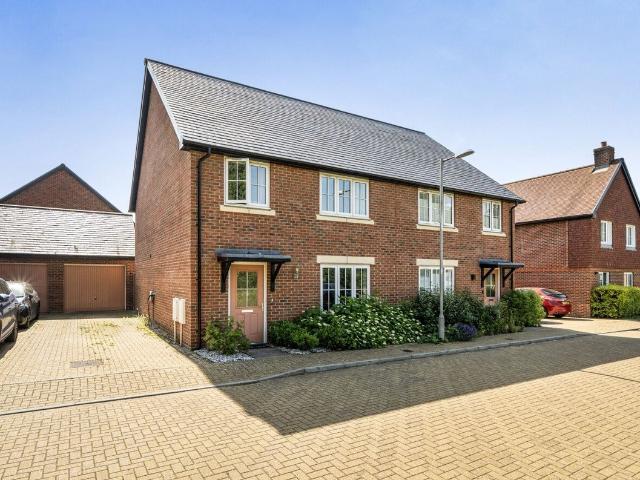 Chalk Dell, Colden Common, Winchester, Hampshire SO21, 4 bed semi detached house to rent, £2,350 pcm | PrimeLocation