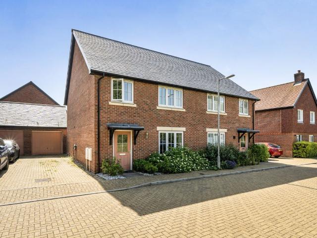 Chalk Dell, Colden Common, Winchester, Hampshire SO21, 4 bed semi detached house to rent, £2,350 pcm | PrimeLocation