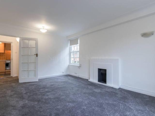 Chalk Farm NW3 2 bed flat to rent £2,730 pcm £630 pw